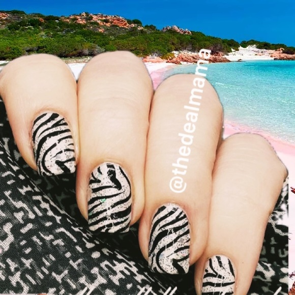 Incoco | Makeup | Incoco Perfect It Girl Zebra Glitter Accent Rare ...